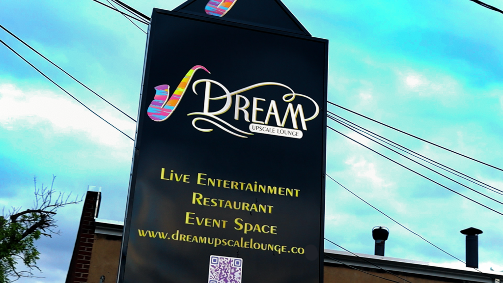 Dream Upscale Lounge